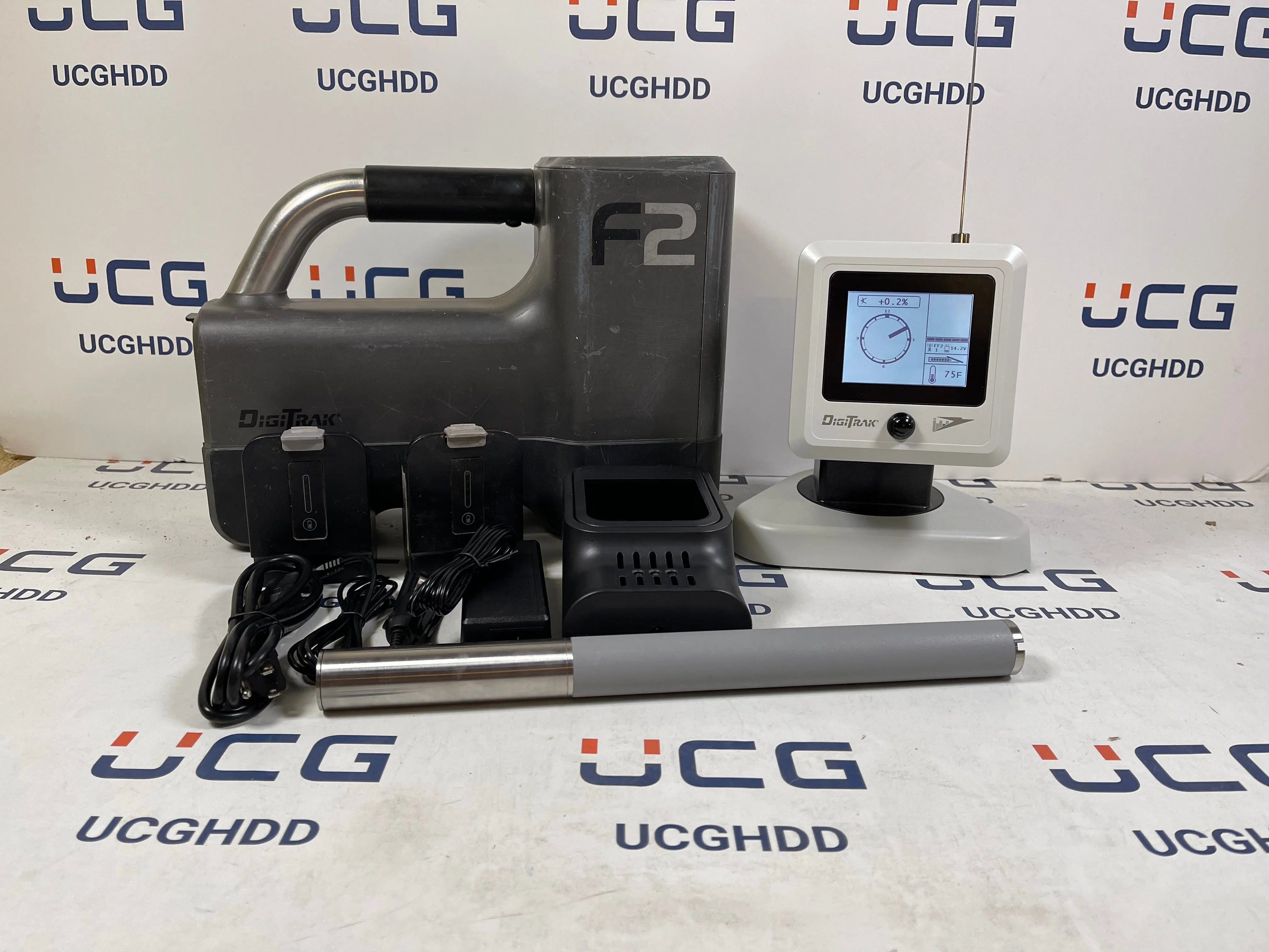 Used DigiTrak F2 Set - F2 Locator (Receiver) with FCD Remote Display ...